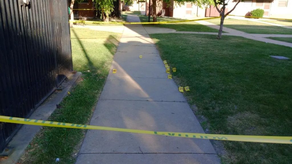 Mass Shooting in Chicago’s Altgeld Gardens Leaves Four Injured ...